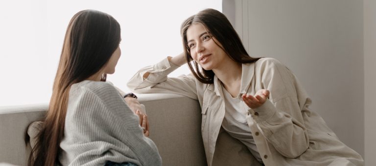 ¿Cómo puedo aprender a escuchar más y mejor? - Nueva Mutua Sanitaria